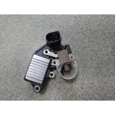 适用于JFZ1945电装长安逸动CS75驰睿CC汽车发电机电子调节器一插