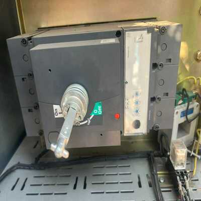 询价~施耐德NSX400-630H塑壳断路器，带Micrologi