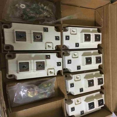 IGBT。英飞凌。型号BSM300GA170DLC。有点锈了~询价