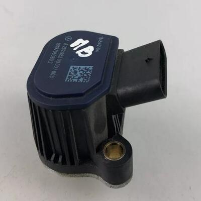 梅赛德斯-奔驰起重力磁铁M282