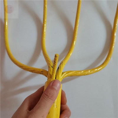 农用大钢叉大草叉插草用的叉子实心大叉三齿叉四齿叉多股叉子铁叉