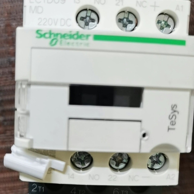 LC1D09MD  220VDC，，工程余料，;议价