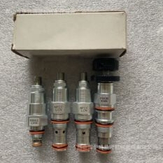 富士FUJIELECTRIC CS5F-1200-P 过渡电流保险丝 TMF-3-100H