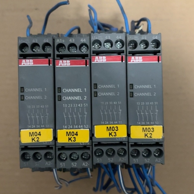 议价ABB安全继电器 1SAR502040R0004 C579