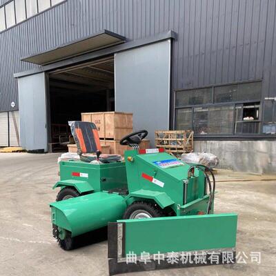 电动扫推料车四动AMW轮款牛推栏边推清草清扫车移中液压式料车