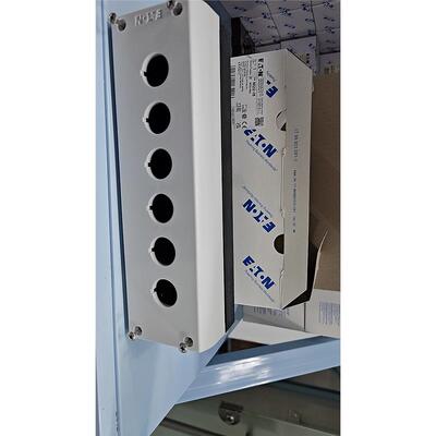 伊顿穆勒M22-I6按钮盒六