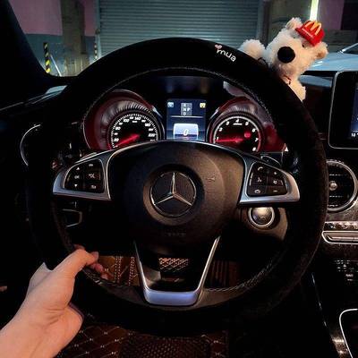 汽车方向盘套冬季毛绒保护套2025新款女士保暖加热四季通用车把套