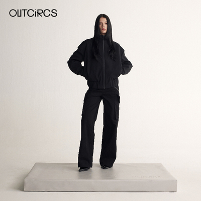 OUTCiRCS简约廓形机能风夹克外套