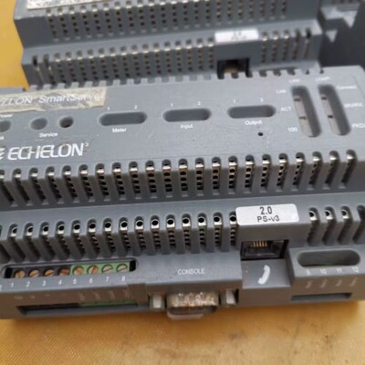 议价 控制器 72103R-4PL 的 实物图