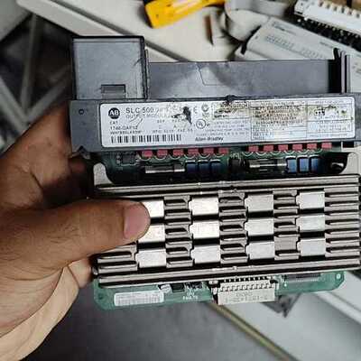 AB SLC500 1746-OAP12输模块，1
