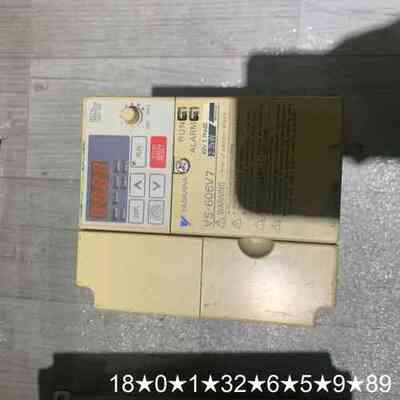 变频器CIMR-V7AT42P2 2.2KW 380V实