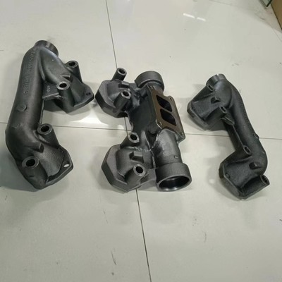 发动机NT855排气歧管3031186 +3031187 +3026051