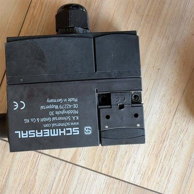 议价施迈赛安全开关AZM170SK-11ZRKA+维修