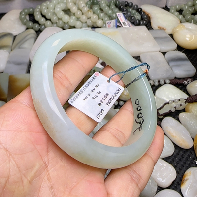 和田玉籽料60mm63.9克