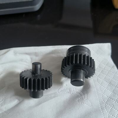 【询价】ITH拉伸器齿轮块，齿轮，36加长拉伸器齿轮，的拿走。
