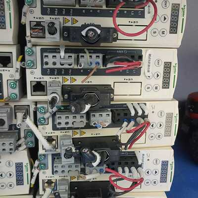 议价LXM23DU01M3X施耐德伺服驱动器100W