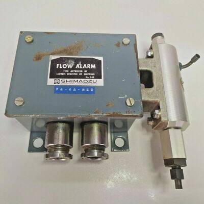 Shimadzu FA4AM2D Avec Kanayama Seiki FA4AM2 Alarme De Flux D