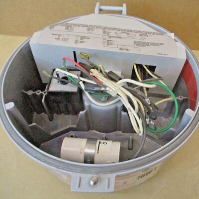 Cooper CrouseHinds Champ VMV Series Luminaire VMVM070MT  ED2