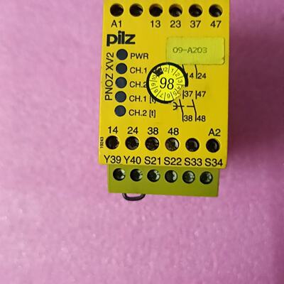 议价-PILZPNOZXV2原装拆机一个外壳高温发黑便宜处