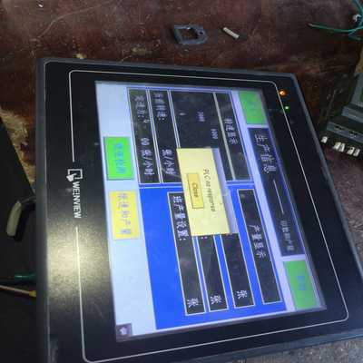 威纶通触控屏幕MT8100iV2WN通电成色如图，功能询价