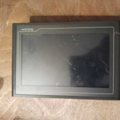 询价昆仑10寸mcgstpc嵌入式一体化触摸屏，型号TPC1