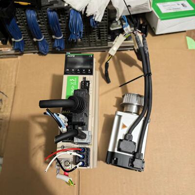 议价SVX3EA040AA2禾川驱动器加SVX2MH040