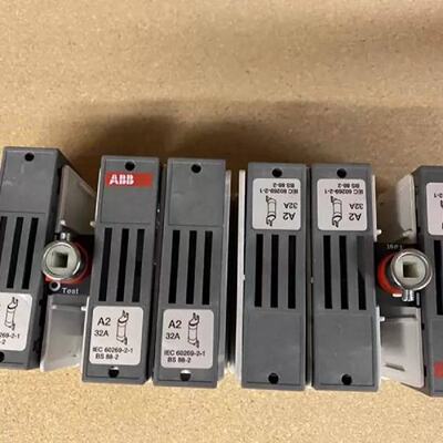 询价OS32FB22A2N12  4polig 32