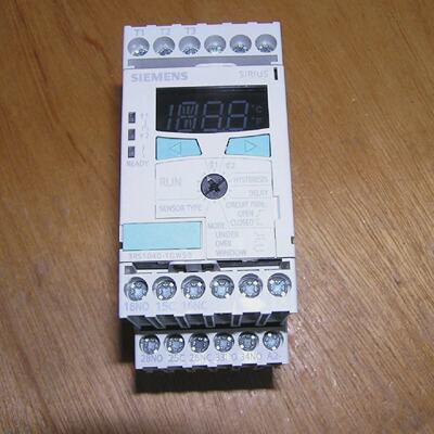 Unused  Siemens 3RS10401GW50 E05 SIRIUS 3RS10 Temperature Mo