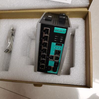 议价MOXA EDS-510E-3GTXSFP-T  可配3个千兆光口7个百兆电口 宽温
