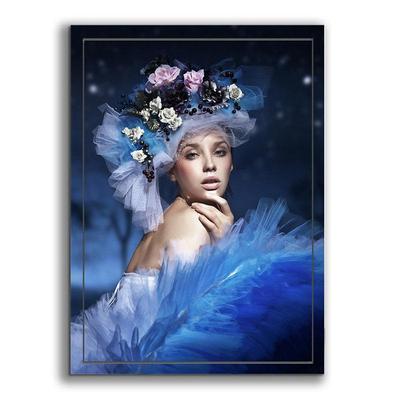 简约现代装饰贴纸美女模特写真消防栓自粘防水贴画墙贴墙贴纸K328