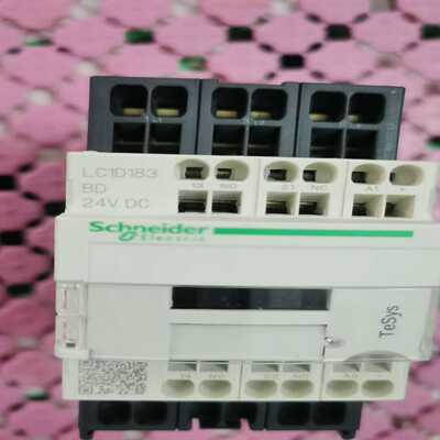 （议价）LC1D183BD三极接触器18A，24VDC