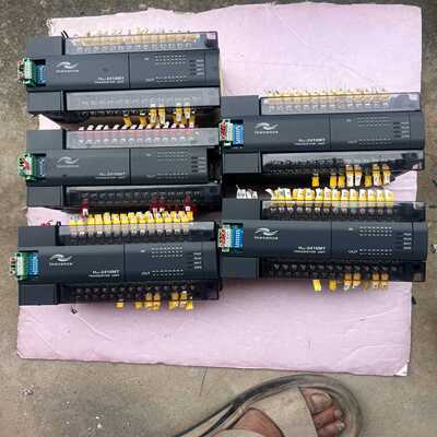 技术PLCH2U-2416MT-XP，功能正常成色漂