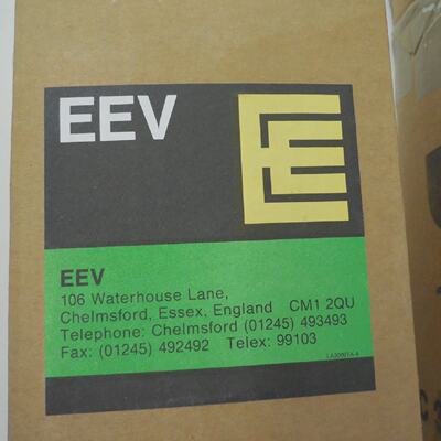NUEVA EEV XL681C100 BOMBILLA 9524 XL681C100