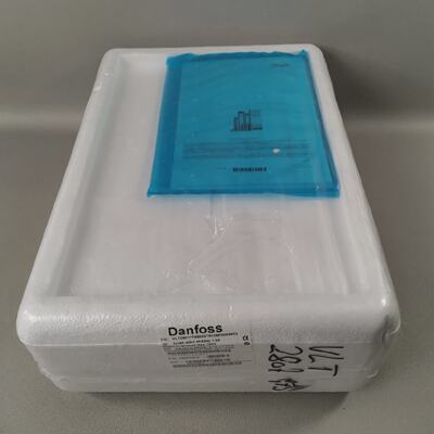 Danfoss VLT2807PT4B20STR1DBF00A00C0 195N1015 NEW ORIGINAL BO