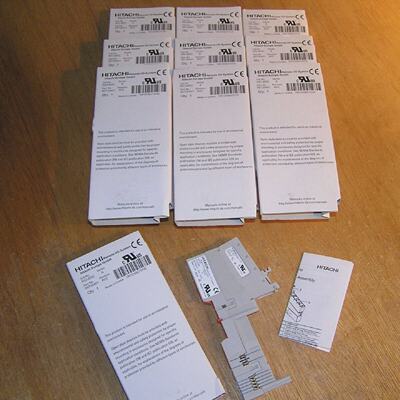 NEW  Lot of 10 Hitachi RIOBSC Mounting Base 95739401  Termin