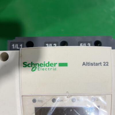 议价--施耐德软启动器，型号ATS22D17Q，Altistart