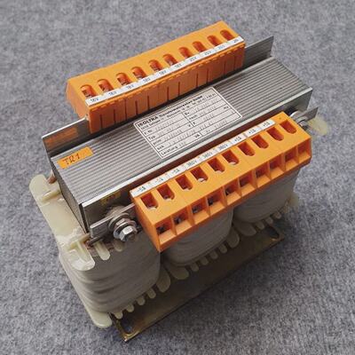 ISOLTRA  Typ 3UI9031   Transformator
