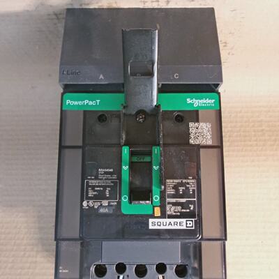 New Square D BGA BGA34040YYP 3 POLE 40 AMP 480V CIRCUIT BREA