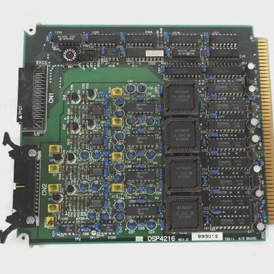 MTTDSP4216REVD16BITAD板993013包括4台AD7884APZ分析设备