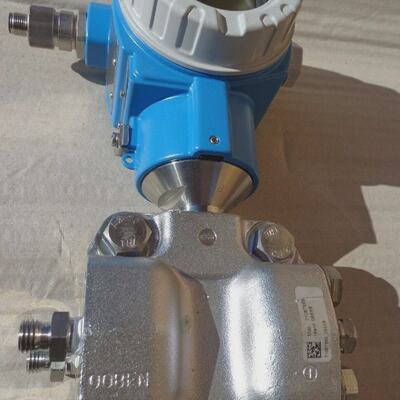 Endress  Hauser Deltabar S PMD70ANA7D31AAU Diff.Pres.Transm.