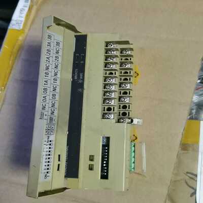 OMRONDRT1-TS04P外壳有偏黄-议价