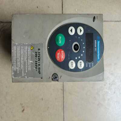 【包邮】施耐德变频器ATV31H037M2A--议价商品