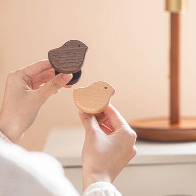 小鸟挂钩爱进门关创玄意儿童房可wzmm衣钩免打孔单后固定墙上衣钩