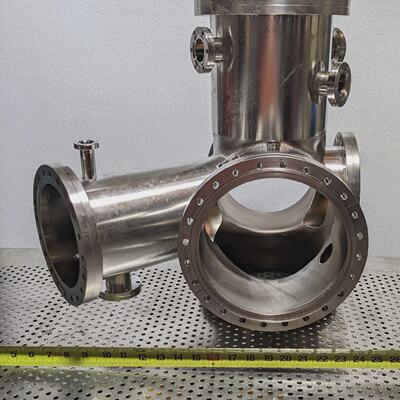 mdc uhv vacuum chamber based on 10 conflat 4 way cross with