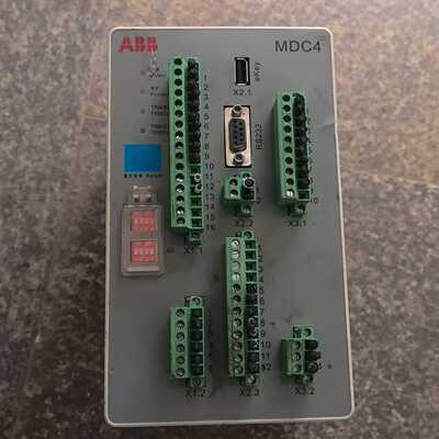 MDC4智能监控单，电压110V，，外观有磕碰，