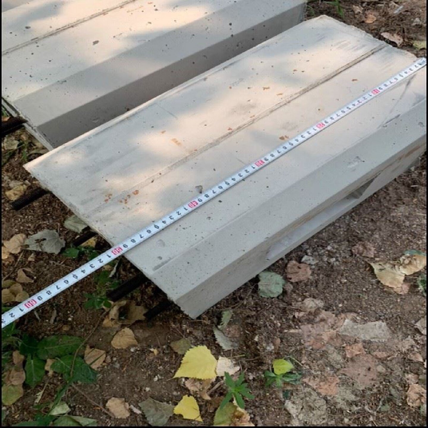 水泥路灯底座模具钢结构路灯杆监控立杆混凝土承重基础墩模型