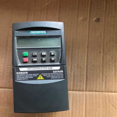 变频器 6SE6420-2UD21-5AA1，成色还不~询价