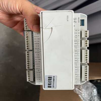 咨询-麦克维尔MT3005控制器，型号POL687.00/MCQ，