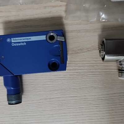 施耐德ZCMD21C12限位开关议价