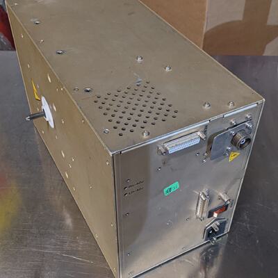 Adtec Lam RF Afinador a Juego Red AMU2000KGalpha 2000 Vatios